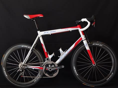 FKC Le Blog RZ G Red 2013