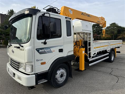 13년식 현대 메가트럭 5톤 카고크레인 수동
