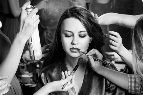 How To Become A Plus Size Model Guide To Plus Size Modelling