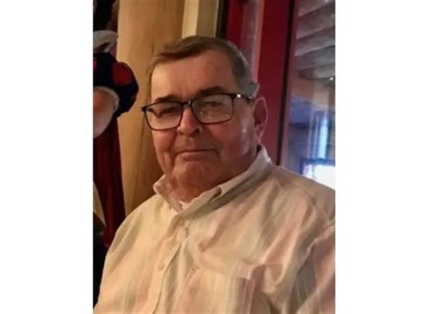 Michael G Mcauliffe Obituary 2025 Orland Park Il Robert J Sheehy And Sons Funeral Home