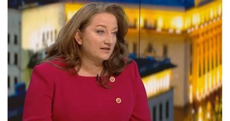 Деница Сачева Нашето решение е Бойко Борисов да е премиер