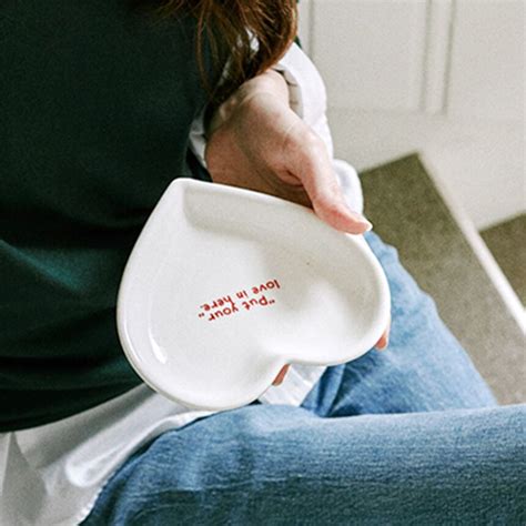 Tba 세라믹 그릇 하트 접시 Putyourlove 레드 002 감도 깊은 취향 셀렉트샵 29cm