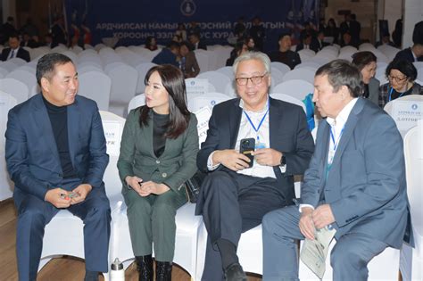 АН ын ҮБХ ны гишүүд хуралдаж байна