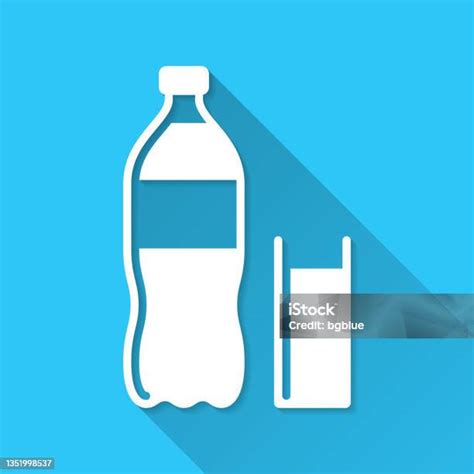 병과 탄산음료 한 잔 파란색 배경아이콘 긴 그림자가 있는 플랫 디자인 3차원 형태에 대한 스톡 벡터 아트 및 기타 이미지 3