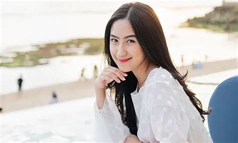 Profil Dan Biodata Mawar De Jongh Lengkap Dengan Umur Agama Keluarga Dan Pacar