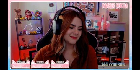 3 Hot Sexy Mafer Rocha Bikini Pics