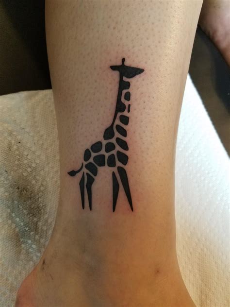 Giraffe Outline Tattoos