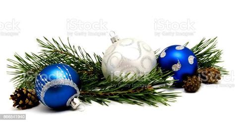 크리스마스 장식 블루와 실버 볼 콘 전나무 전나무 나무 가지 0명에 대한 스톡 사진 및 기타 이미지 0명 12월 3가지 개체 Istock
