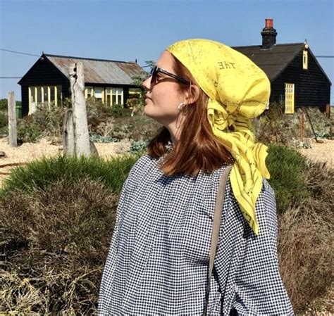 Pin On Styleilike Bonnie Wright Bonnie Francesca Wright Ginny Weasley