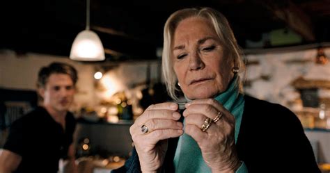 Tv Recensie Monique Van De Ven En De Toevallige Passant Een Mix Van