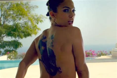 Jennifer Lopez Goes Topless In Sexy New Music Video — Watch Yahoo