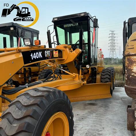 Cat 140k Motor Grader Intelligent Efficiency · Complete Grading