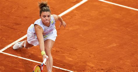 Jasmine Paolini Ready For The Spotlight At Home
