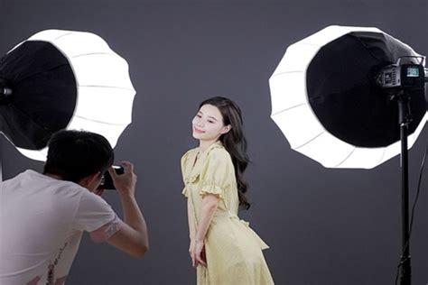 摄影光源的种类有哪些？ Doho标准光源对色灯箱厂家