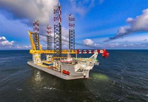 Worlds First 3200 Ton Self Elevating Vessel For Wind Turbine