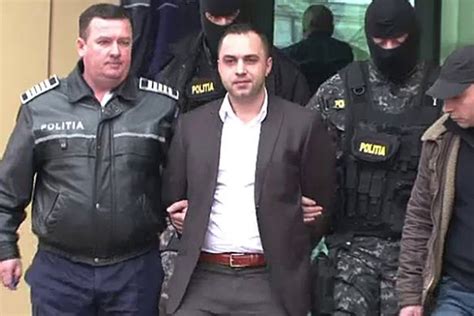 Sex Ban Stunning Model Dumped Jailed Babefriend After He Cheated On Her With Burly Cellmate