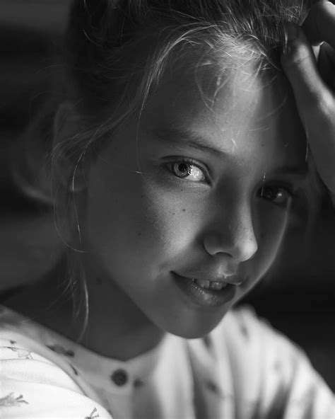 Picture Of Laura Niemas