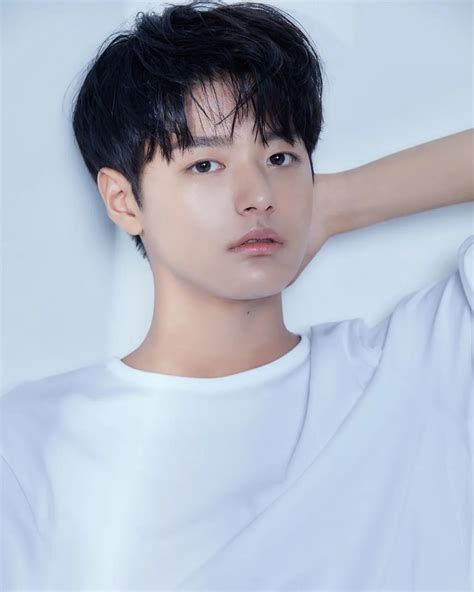 스튜디오유성배우프로필 프로필촬영 전문직프로필 프로필사진 럭키비키한 나날이 되길 프로필사진 프로필촬영 배우프로필 모델
