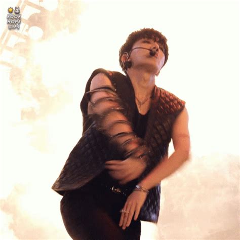 Bts Jhope Jhope Hot  Bts Jhope Jhope Hot Jhope Dancing Discover