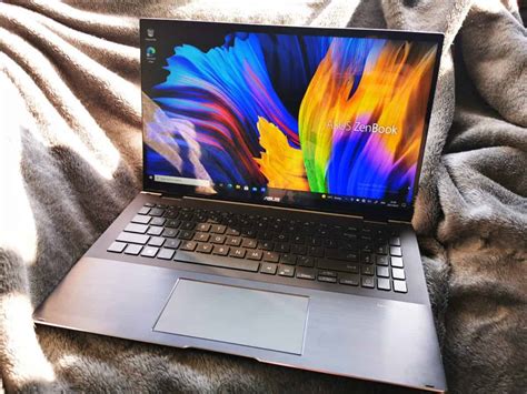 Asus Zenbook Flip Gives Flexible A New Meaning Review