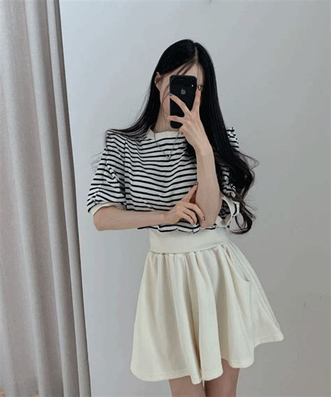 국내제작🖤[맨투맨 치마바지세트] 단가라 스타라이프 퍼프 숏 크롭 맨투맨 밴딩 훌 치마바지 숏반지 맨투맨세트 단가라세트 꾸안꾸