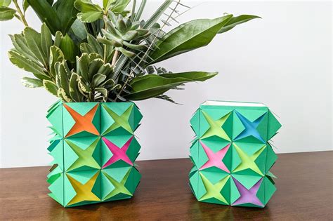 Diy Emerald Upcycled Paper Vases Colorize Your Life Astrobrights