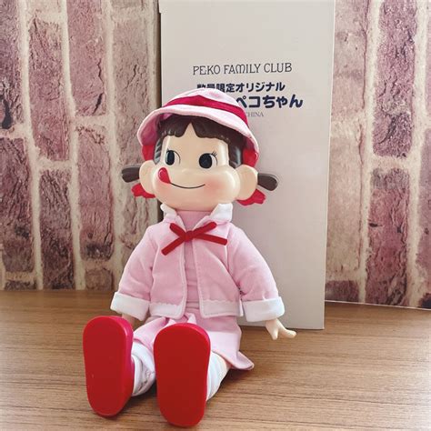 日本絕版不二家牛奶妹粉色制服玩偶 設計館 小島古物 玩偶 公仔 Pinkoi