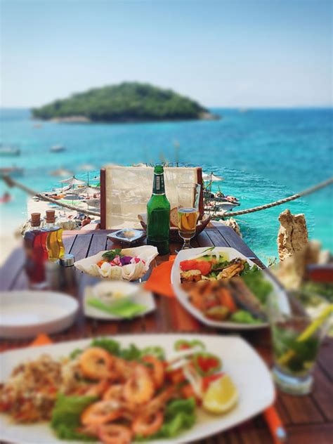 Lenses Explaine The Glasses Factory