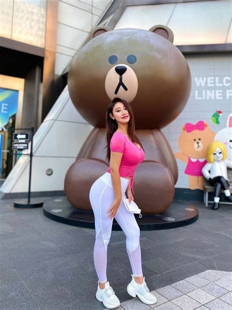 မော်ဒယ်နဲ့အကိတ်မမချစ်သူများဆုံဆည်းရာ 2024 ВКонтакте