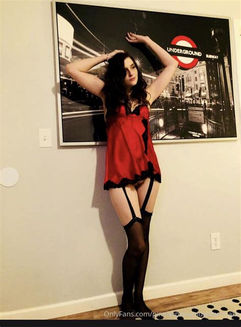 Does 32 Make Me A Cougar Scrolller Does 32 Make Me A Cougar Scrolller