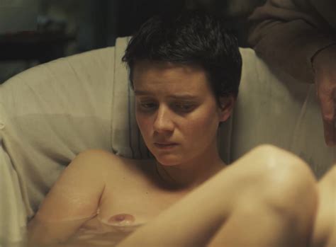 Celebrity Nudeflash Picture 2021 10 Original Pauline Etienne Ennemi Public S2e5 1 