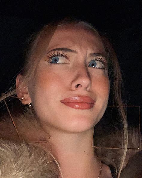 Sophia Diamond Pictures Hotness Rating Unrated