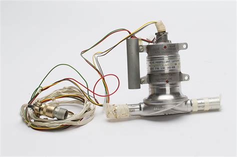 apollo lunar module latching propellant valve rr auction