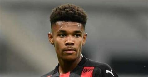 Emil Roback Scomparso In Svezia Da 14 Giorni Lattaccante Di Proprietà Del Milan Riappare Agli