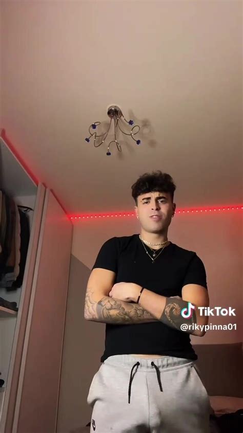 Italian Big Bulge On Tiktok Italian Big Bulge On Tiktok