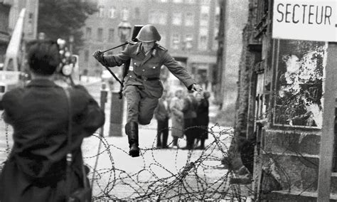 Berlin Wall 1961 Escape