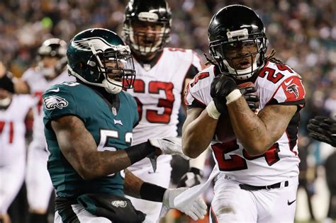 Philadelphia Eagles News Devonta Freeman Interest Some Over Unders