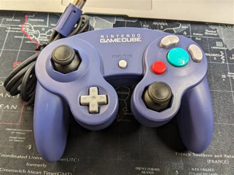 Here Is My Sin From A Wii Black Controller C Stick Feels More Like Modern Controllers Which I