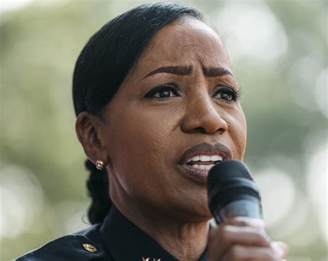 The Early Word Chief Davis Makes The Big Bucks And Takeout Takes Off Memphis Local Sports