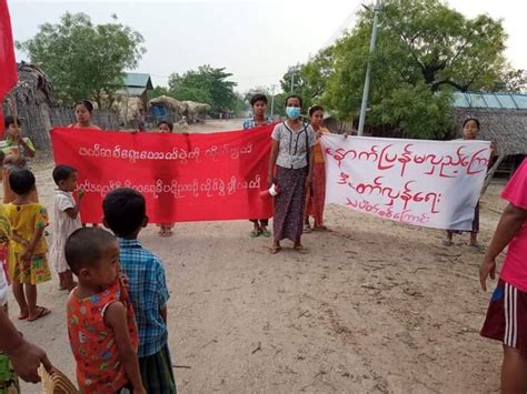 ယင်းမာပင် ပြည်သူများ စစ်အာဏာရှင် ဆန့်ကျင်ရေး ဆန္ဒပြ Khit Thit Media