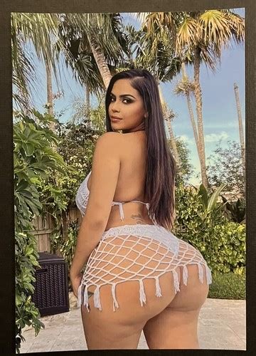 Photo Hot Sexy Beautiful Bbw Woman In Thong Round Bottom 4x6 Picture Ebay