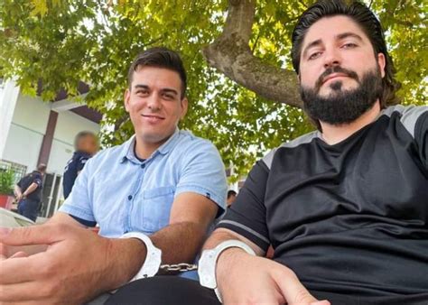 Wiseman Harry In Handcuff Qed Ng