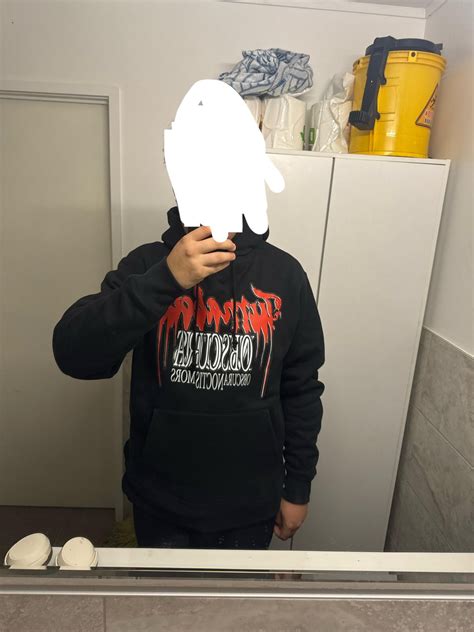 Bro Yall Complain Too Much Ts Fine The Print Is Fine Rturnandgoner