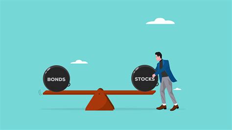 균형 그림의 주식과 채권 주식과 채권의 조화와 형평성을 상징하는 시소 위의 무게 공 시소 그림에서 주식과 채권의 무게의 균형을 맞추는 사업가 금융에 대한 스톡 벡터 아트 및