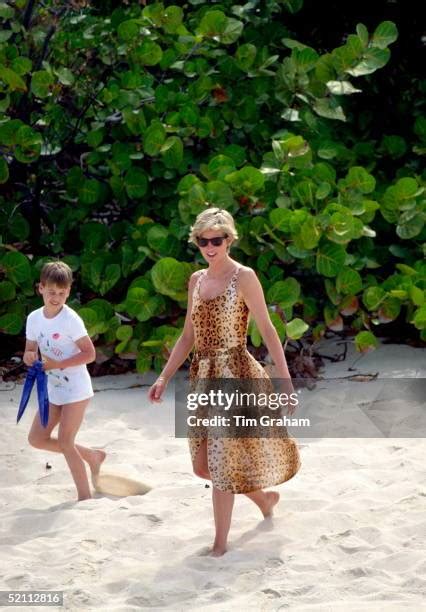 Princess Diana Beach Photos And Premium High Res Pictures Getty Images