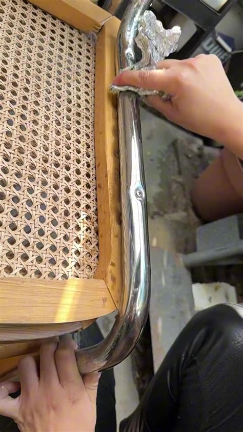 Wonderful Trick Woman Raves About Genius Hack That Instantly Removes Rust And All You Need Is