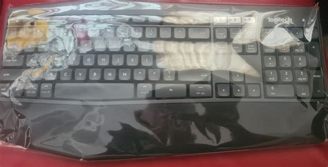 Bnip Logitech K850 Bluetooth Keyboard Computers And Tech Parts And Accessories Computer Keyboard