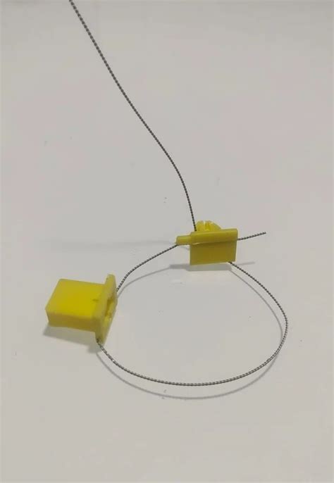 Pp Meter Seal With Twisted Wire At ₹ 1 85 Piece In Mumbai Id 2855519550762