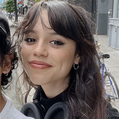 Jenna Ortega Icon Pfp Aesthetic Jenna Ortega Celebrities Ortega