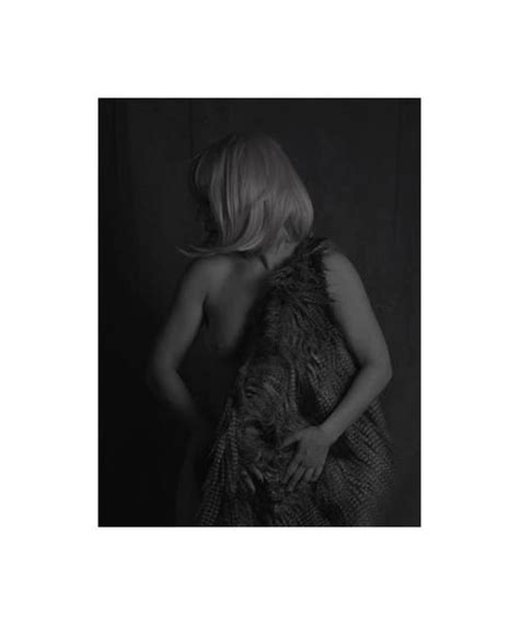 Flintstone Hotsexylaura